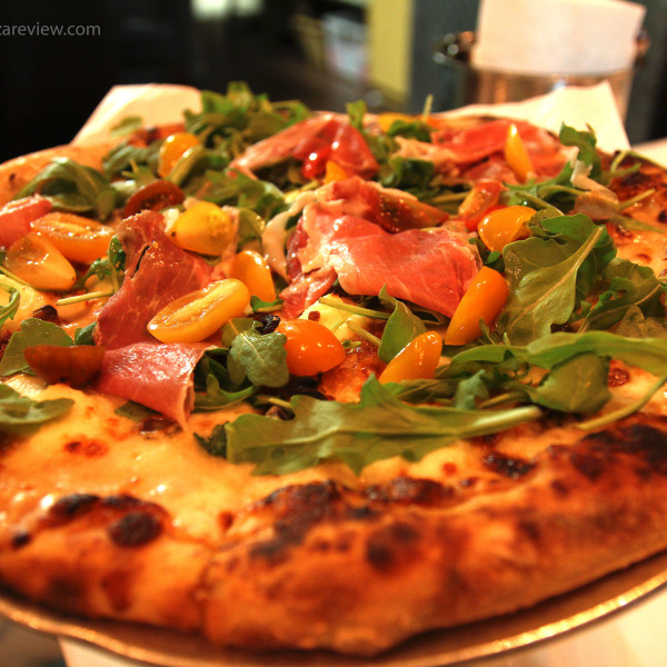 Get schooled at Old School Pizzeria! | vegaspizzareview.com